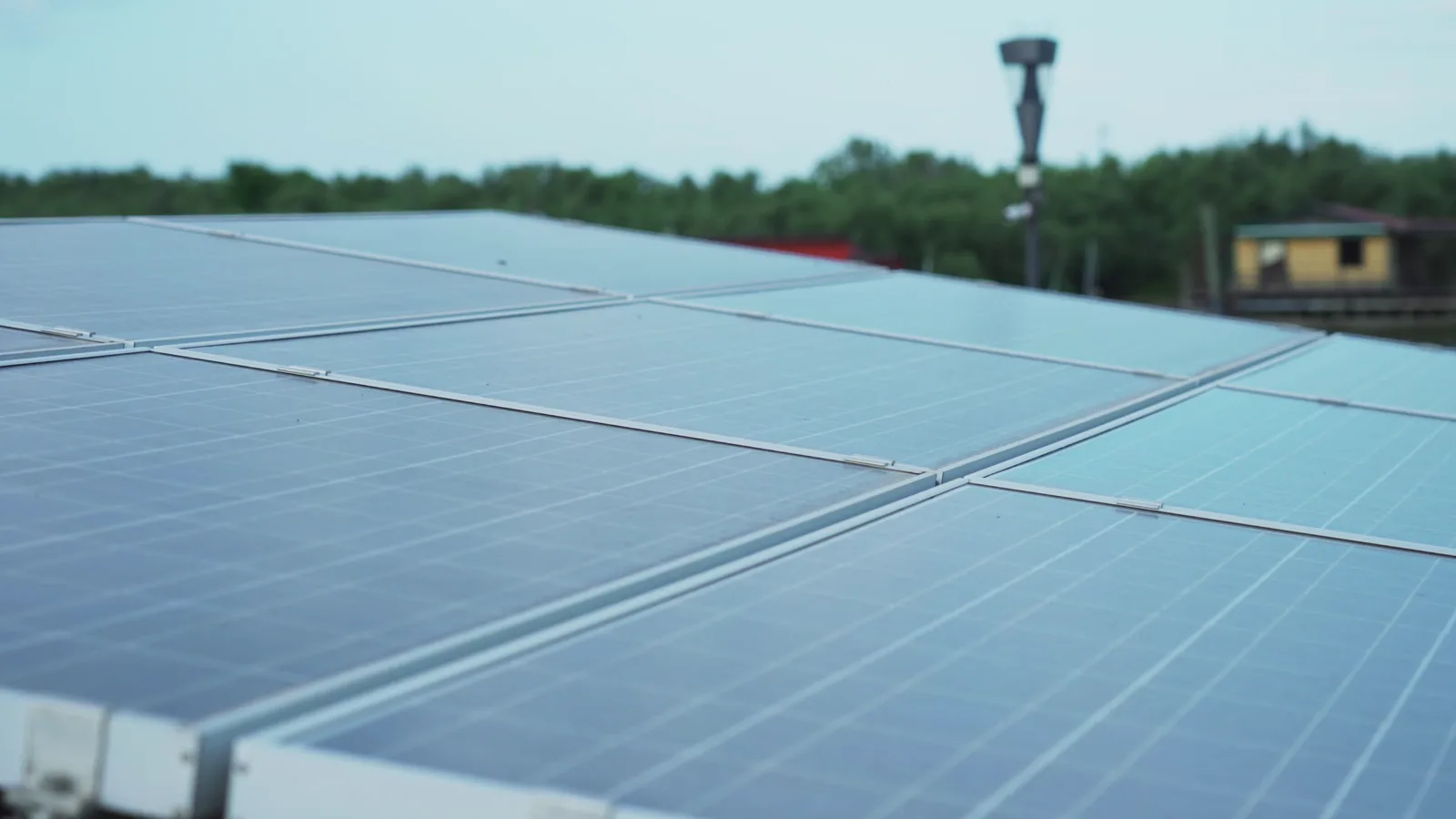 NTU Singapore Develops Ultra-Thin Perovskite Solar Cells 50 Times Thinner Than Conventional Designs