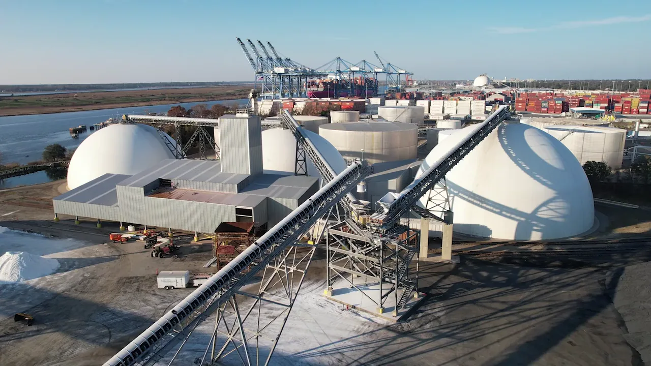 DeLong Co. Completes Second Phase of Agricultural Maritime Export Facility Expansion at Port of Milwaukee