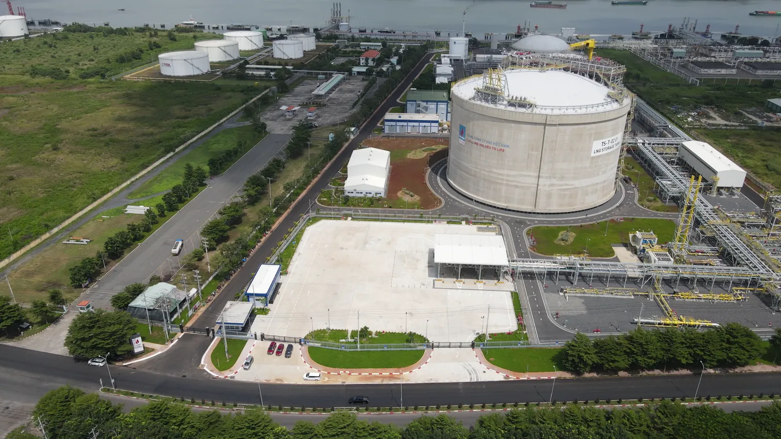 Mercuria and Motor Oil Hellas Partner on FSRU Dioriga Gas Project in Greece
