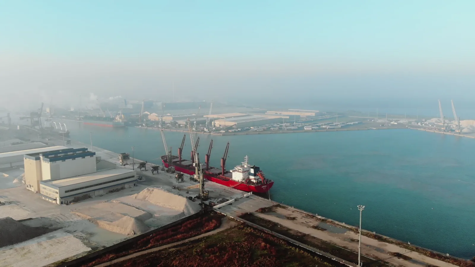 ABS and HD Hyundai Heavy Industries Partner to Develop U.S.-Flagged Oil and Chemical Tanker