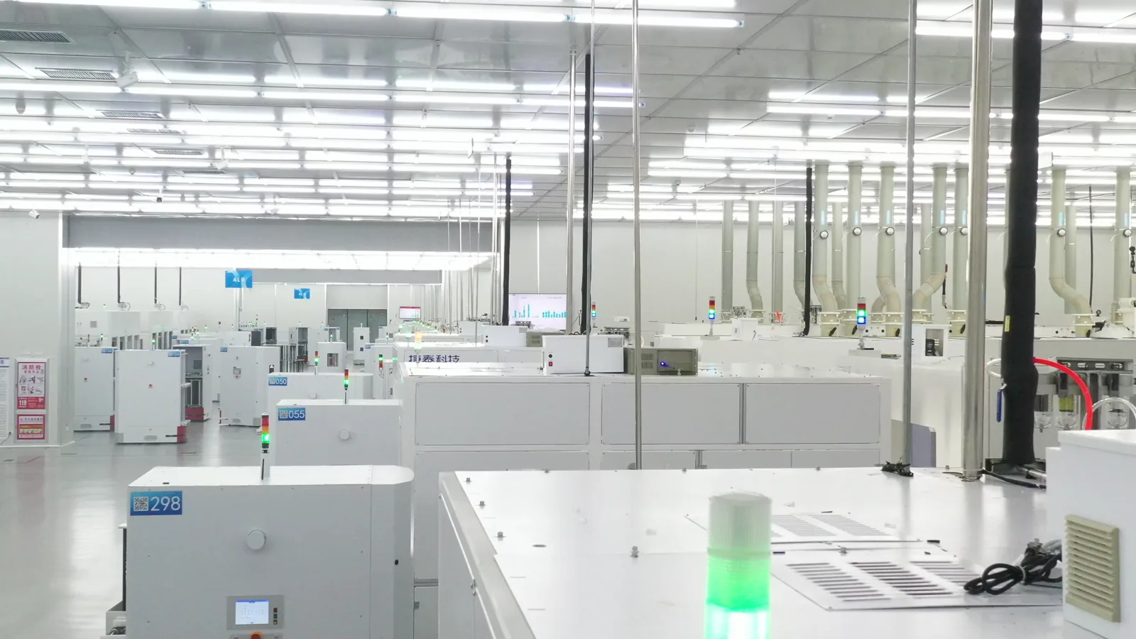 Moderna CEO Warns Europe Lacks mRNA Manufacturing Capacity as Biotech Landscape Shifts