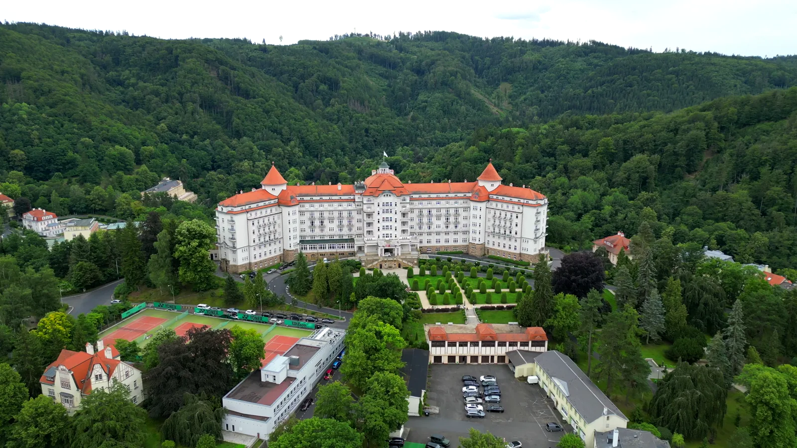 Wacker Chemie Opens New Silicone Production Site in Karlovy Vary, Czech Republic