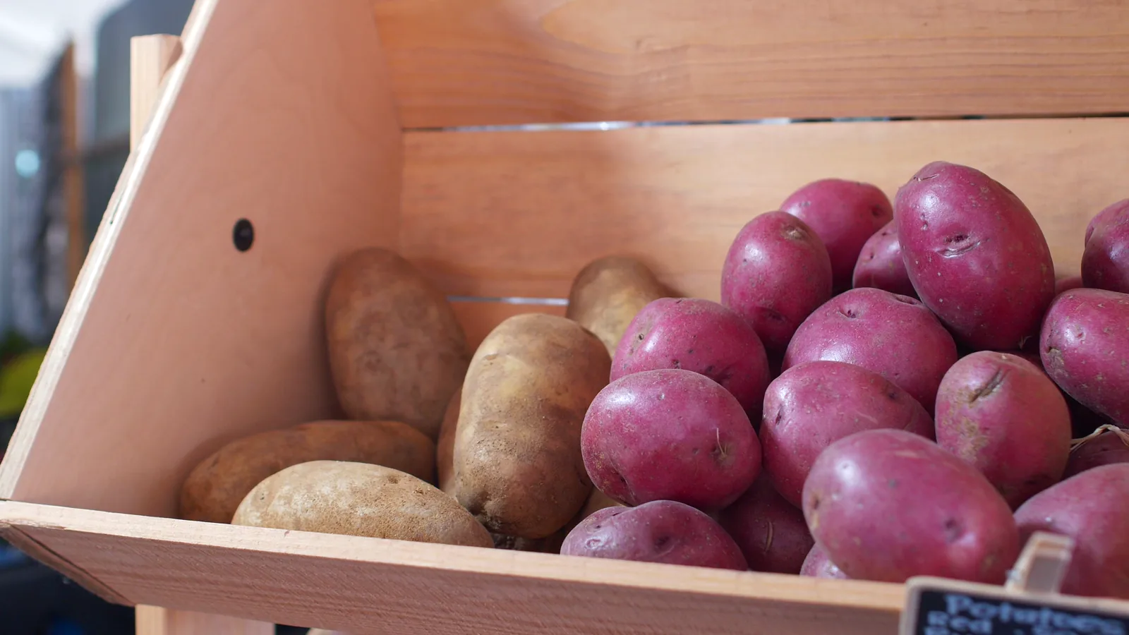 US Potato Stocks Decline 2% in June 2026, NASS Report Shows