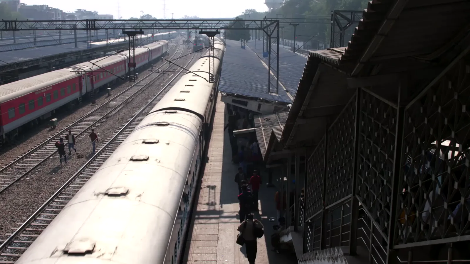 Hitachi Rail and Siemens Mobility Shortlisted for Renfe High-Speed Train Contract