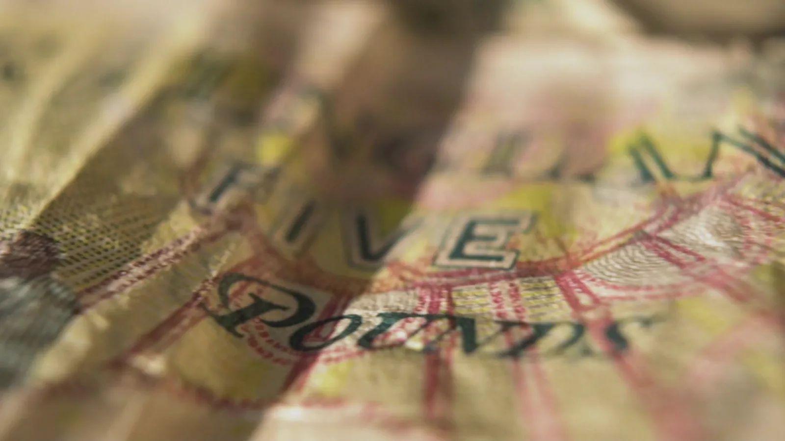 Yen Drops Below 162 per Dollar, Overshadowing Japan's World Cup Exit