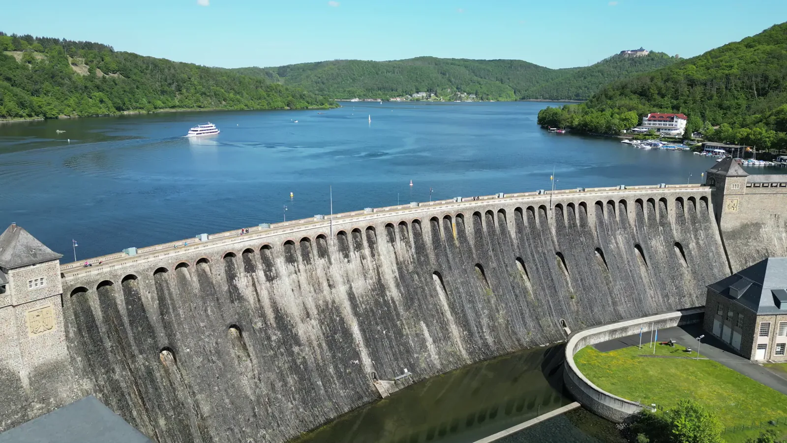 Amrize Completes Cement Supply for Gross Reservoir Dam Expansion