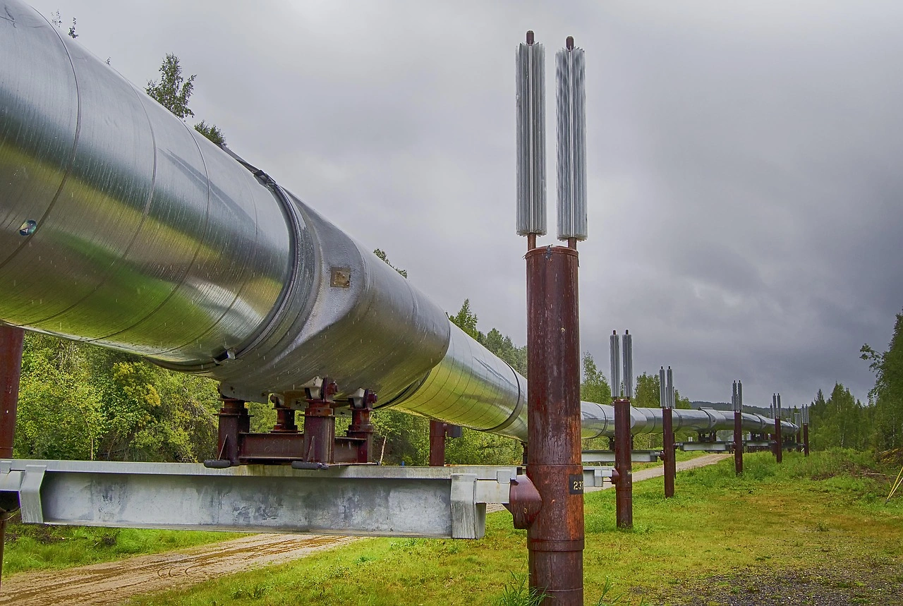 Enbridge Approves $1.4 Billion Pipeline Expansions to U.S., Adding 250,000 bpd Capacity