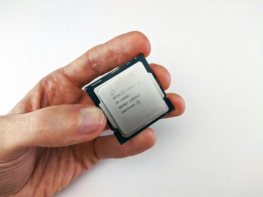 Intel Commands 55% Share of Data Center Market