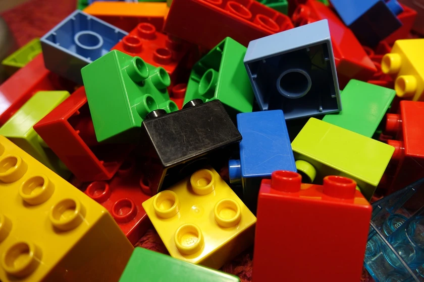 Lego Sees Robust Sales Growth in 2024, Strengthening Market Position