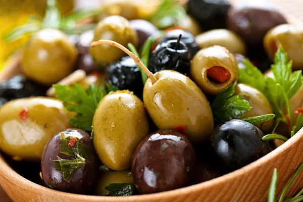 Preserved Olive Price in Australia Plummets 10%, Averaging $3,037 per Ton