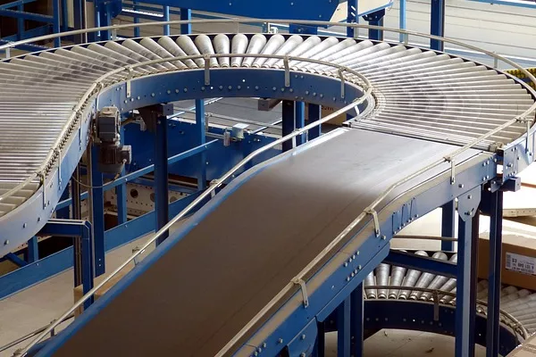Italian Pneumatic Elevator Exports Surge to $16 Million in July 2023