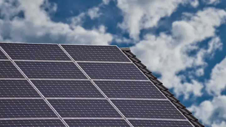 Aged Solar Modules Retain 87-88% Power After 22+ Years, Study Finds