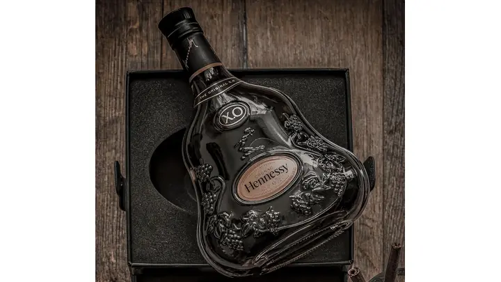 Cognac Sales Decline 13.4% Amid Market Shifts