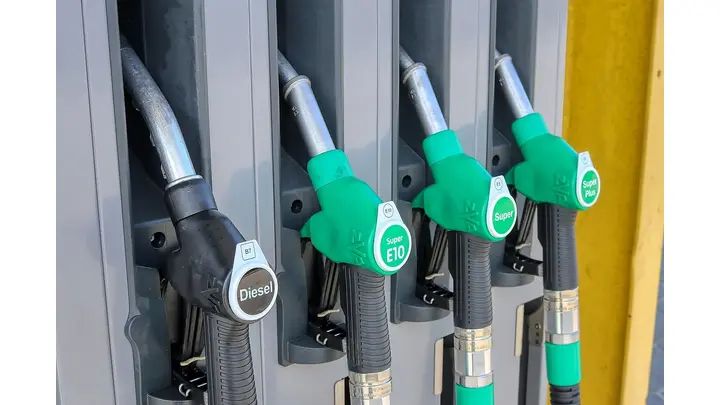 Retail Diesel Prices Drop Amid Economic Slowdown Indicators
