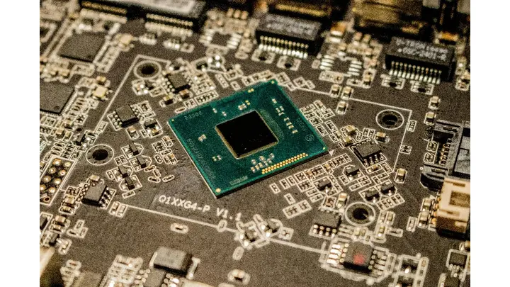 Texas Instruments Surpasses Q2 Earnings Expectations