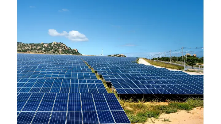 New Zealand Launches Solar and Battery Demonstration Program on 32 Farms
