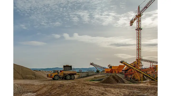 Vulcan Materials Set to Announce Earnings Amid Positive Sector Trends