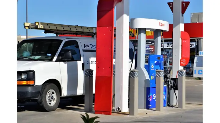 Diesel Benchmark Price Records Largest Weekly Drop in Two Months