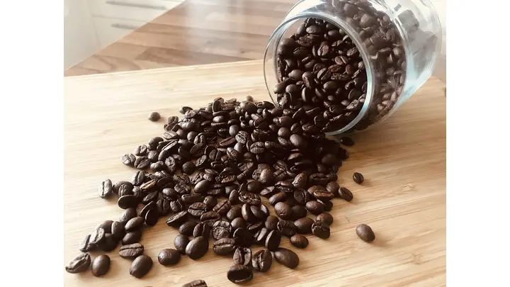 Coffee Futures Mixed Amid Weather, Supply Factors in Late 2025