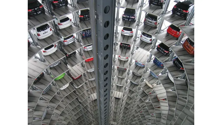 EU Car Production Declines for Fifth Consecutive Quarter