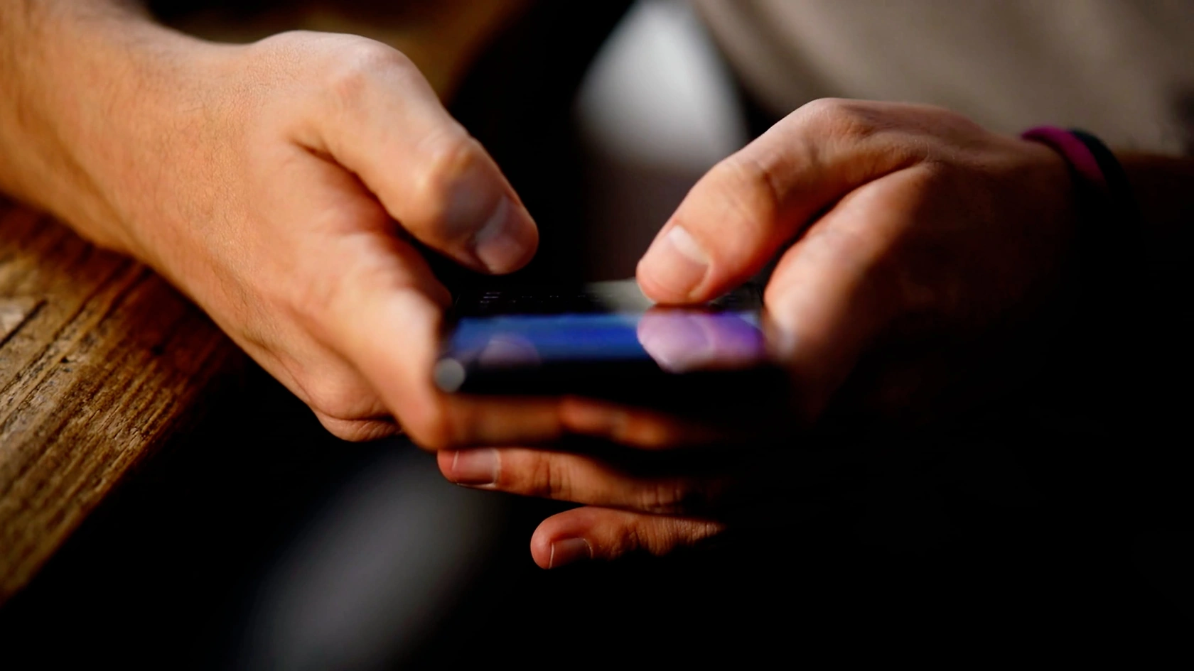 Telecom Sector Q4 Results: Satellite Firms Gain as Terrestrial Providers Face Deflation