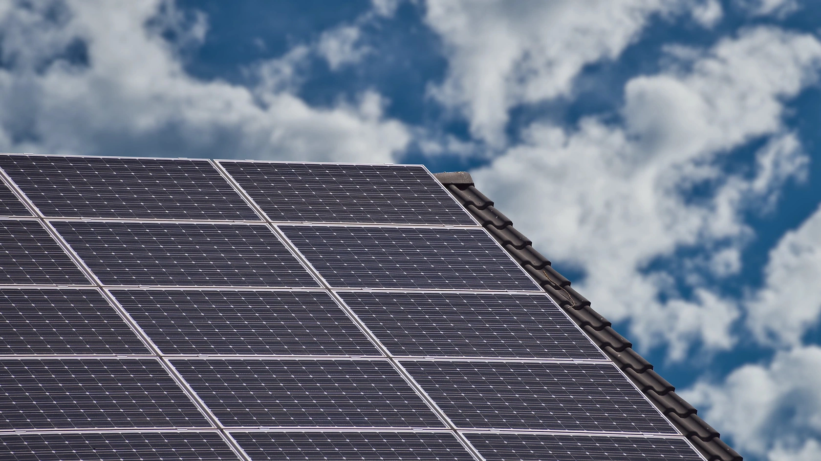 Aged Solar Modules Retain 87-88% Power After 22+ Years, Study Finds